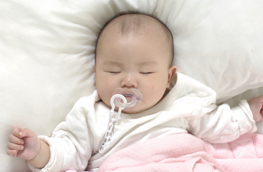 Posisi Tidur Bayi Yang Baik? Perhatikan Info Berikut Ini | American Pillo